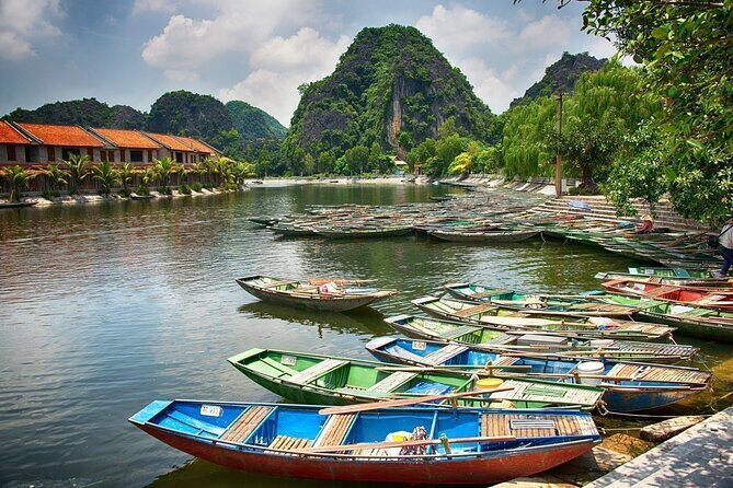 From Hanoi to Ninh Binh, Tam Coc, Hoa Lu & Mua Cave Day Tour - Who Is This Tour Best For?