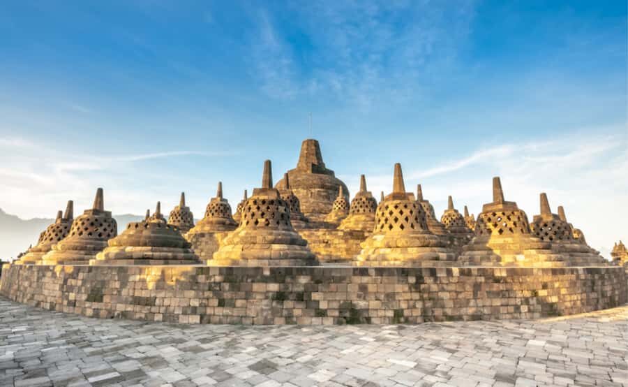 From Jakarta: Yogyakarta, Borobudur, Bromo, Ijen & Bali Tour - Transportation and Group Size: Why It Matters