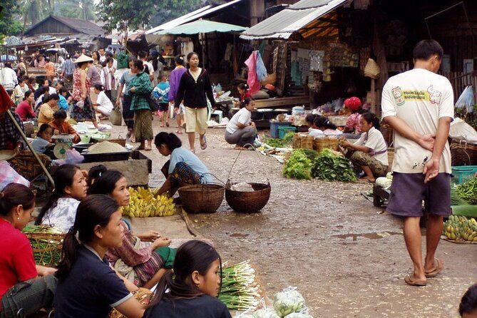 From Luang Prabang: 8-Day Laos Tour with Accommodation - Day 3: Morning Rituals and Royal Heritage