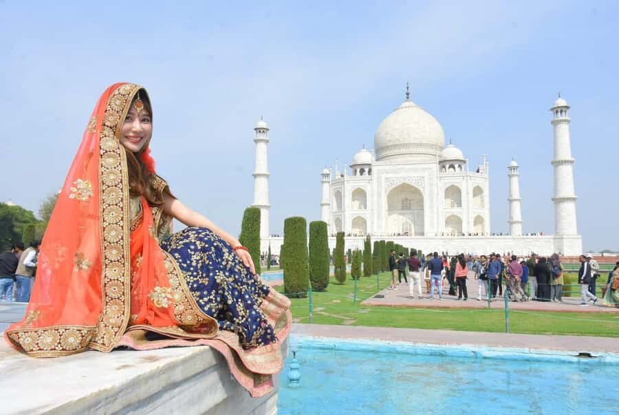 From Marble to Mystery: Agra & Fatehpur Sikri Discovery - Why This Tour Works