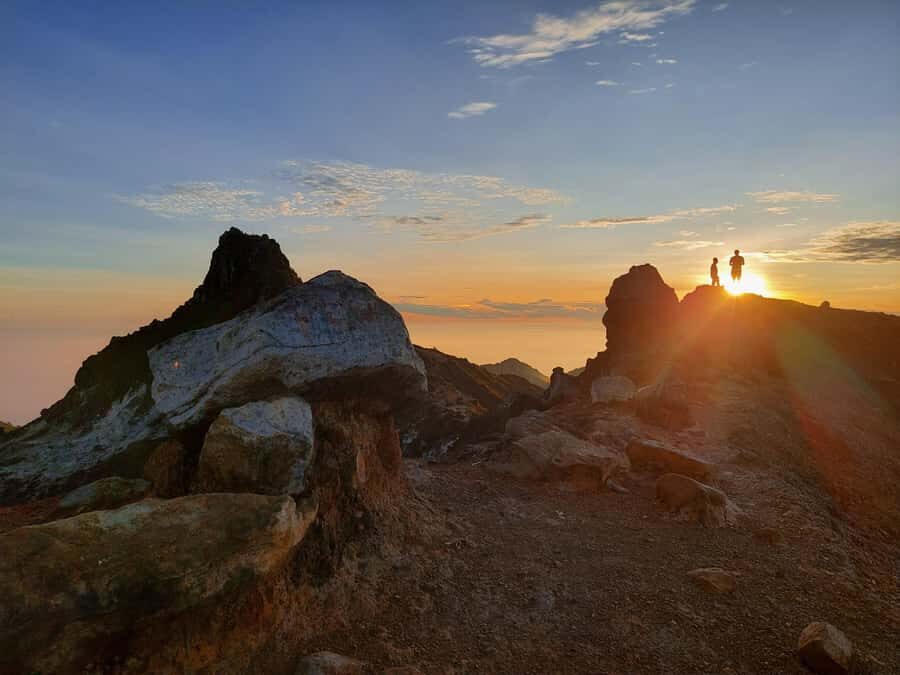 From Medan: Mount Sibayak Sunrise Hike & Natural Hot Spring - Reaching the Summit: Sunrise and Coffee