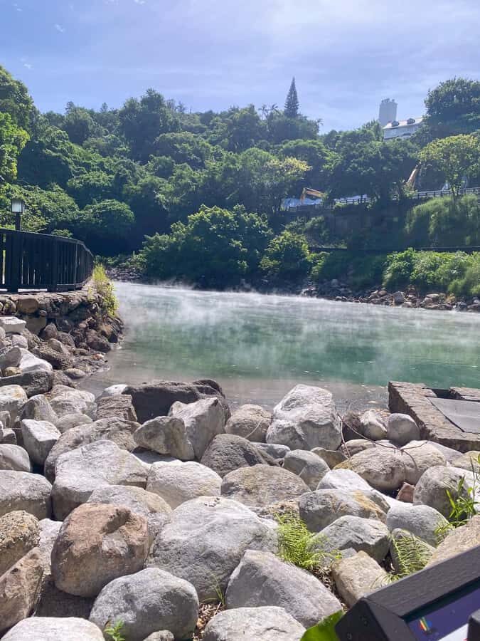 From Taipei: Beitou and Tamsui Private Day Tour - Thermal Valley: A Hot Spring Haven