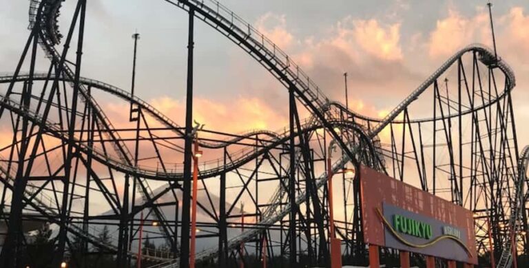 Fuji-Q Highland Amusement Park: 1 Day private tour by Car - The Setting and Scenic Views