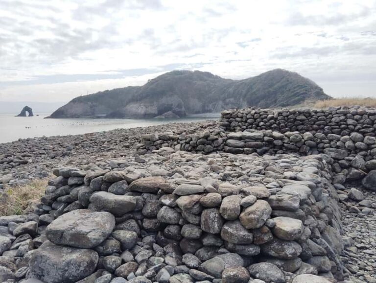 Fukuoka: Cats Island, Ainoshima Guided Tour from Hakata - Discovering Aijima: The Remote yet Accessible Island