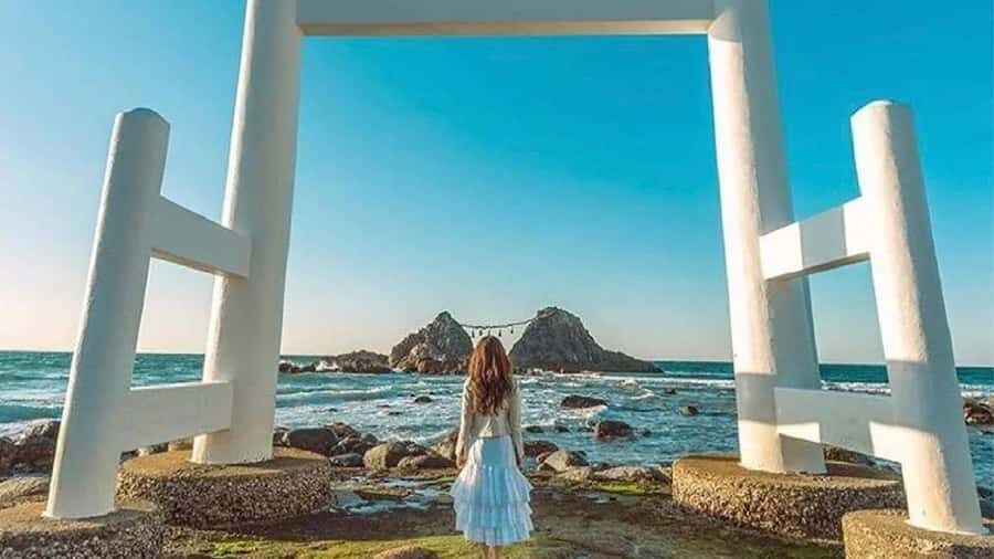 Fukuoka: Itoshima Waterfall, Ramen, and Fukuoka Tower Tour - In-Depth Look at the Itinerary