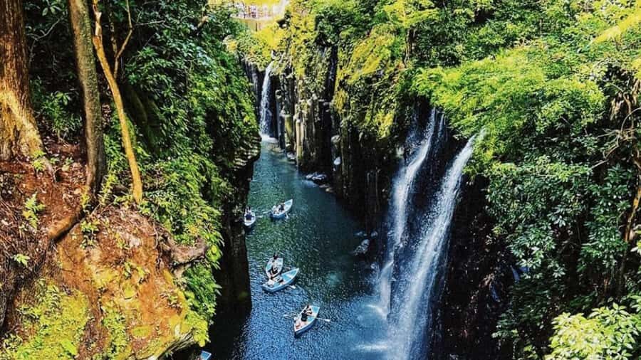 Fukuoka: Takachiho Gorge and Kumanoimasu Shrine Day Trip - Exploring the Itinerary