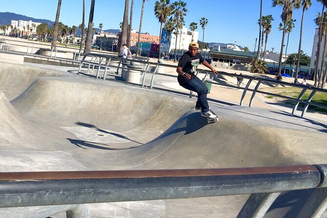 Full Day Iconic Sites Tour of LA from Santa Monica with Six Stops - Detailed Review of the Los Angeles Tour