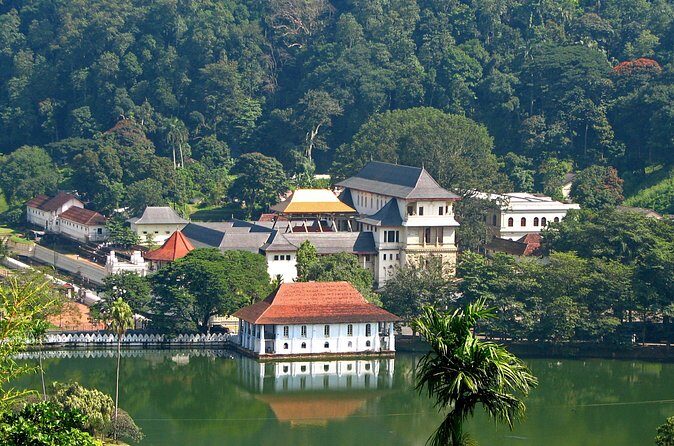 Full-Day Kandy Highlights Tour - Exploring the Itinerary in Detail