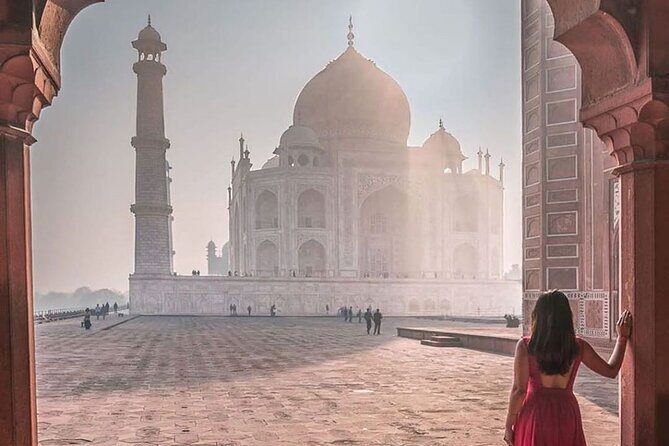 Full-Day Private Ethnic Wear Photoshoot Tour in Agra - The Photography and Included Extras