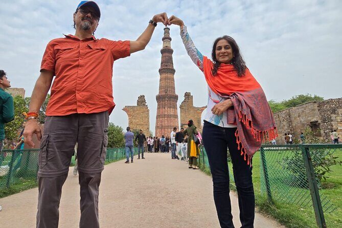 Full Day Private Guided Delhi City tour by Car with Guide - The Experience: Comfort and Convenience