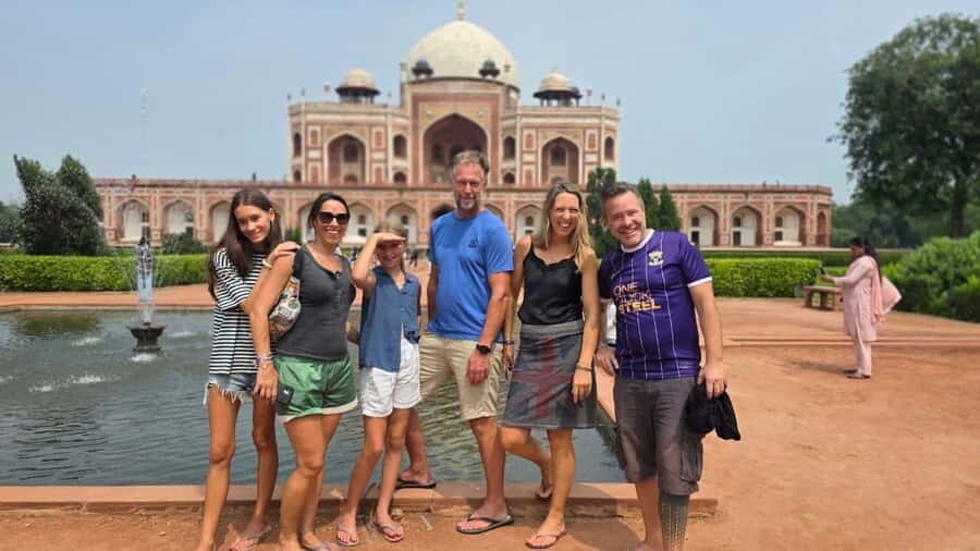 Full Day Tour of Old & New Delhi with German Speaking Guide - The Thrill of a Tuk-Tuk Ride and Hidden Gems