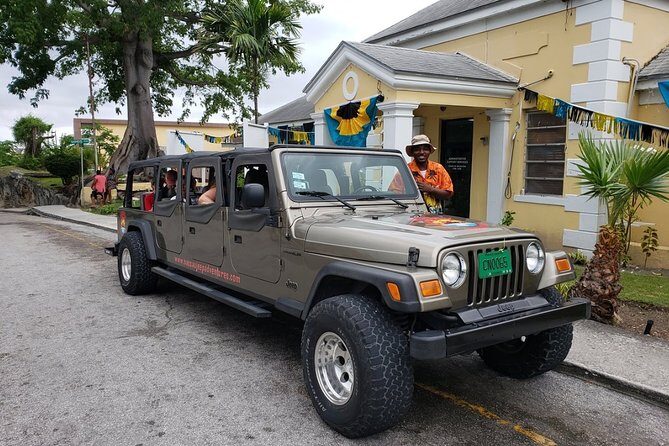 Funky Jeep Adventure in Nassau - Tour Duration and Group Size