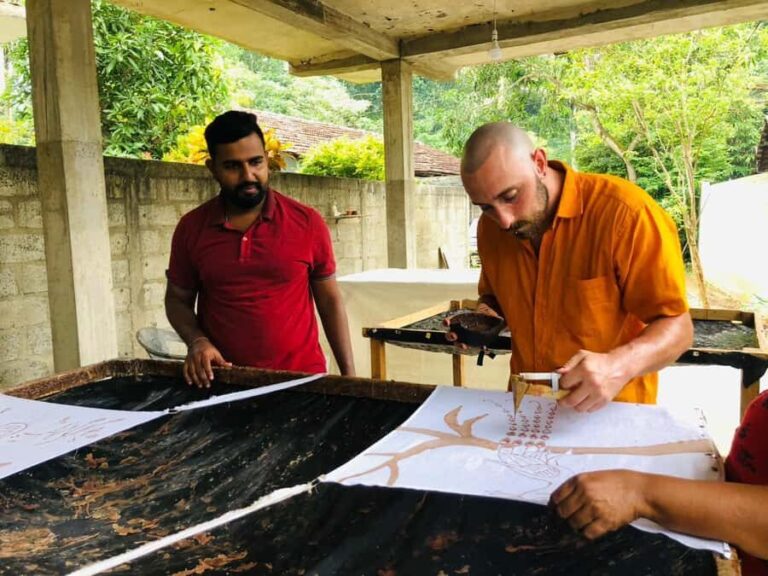 Galle: Traditional Batik Making Workshop & Factory Tour - Authenticity and Reviews