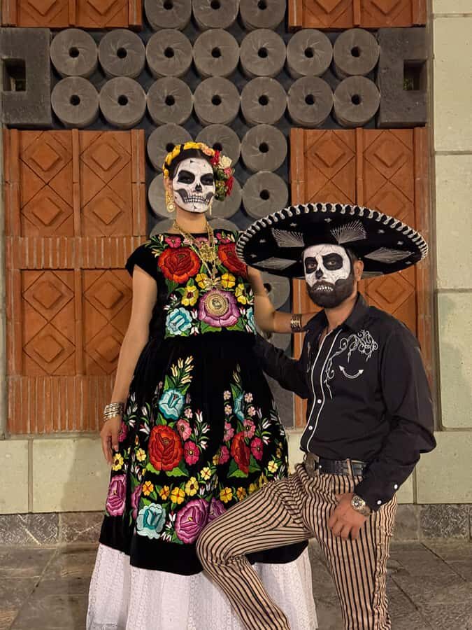 Ghost and legend tour in downtown Oaxaca with dinner - What Makes This Tour Stand Out?