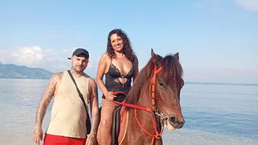 Gili Air: 1-Hour Horse Riding Adventure - The Pros and Cons
