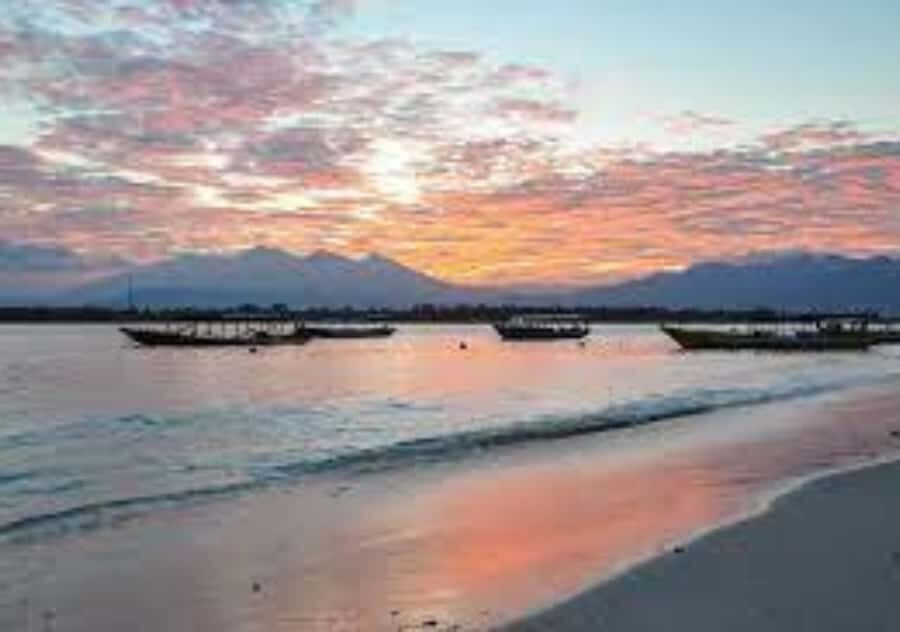 Gili T Island: The Thrilling Sunset Snorkeling Adventure - Exploring the Snorkeling Stops