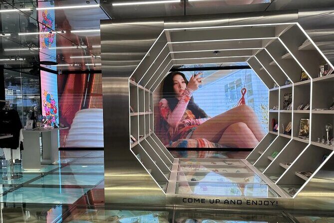 Global Kpop fan Mingling Tour with Young tour guide - What Are Travelers Saying?