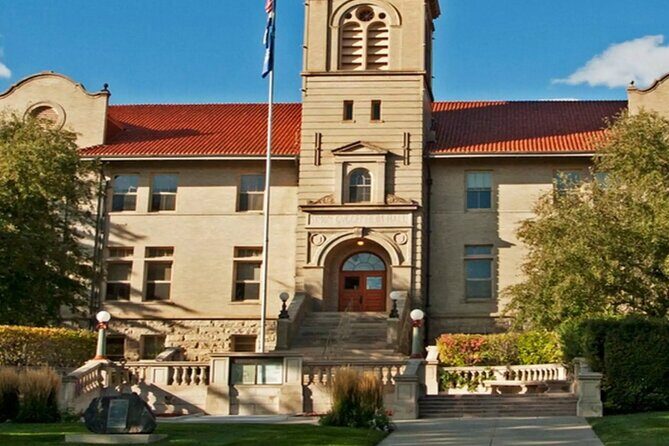 Gold Beer and the Rockies: Audio Walking Tour of Golden's Past - Deep Dive into the Itinerary