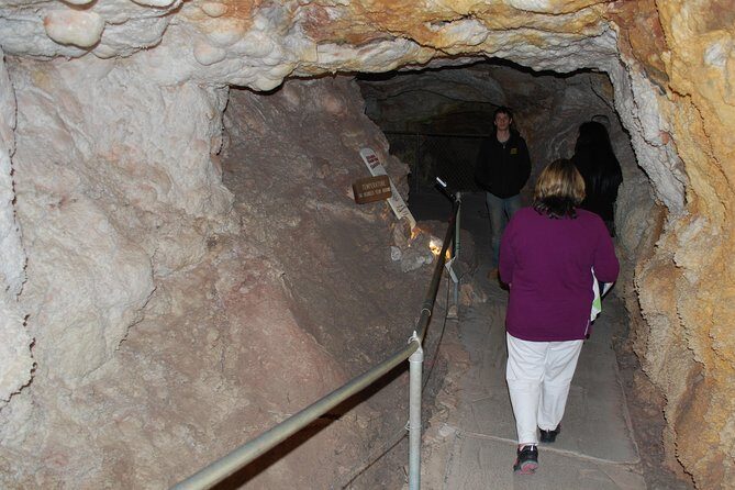 Grand Canyon Caverns, Route 66 thru Crozier Canyon Tour - Who Should Consider This Tour?