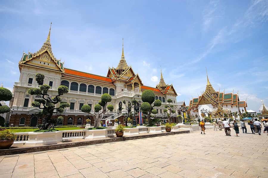 Grand Palace & Wat Pho Tour for Bangkok Airport Transit - Practical Details and Tips