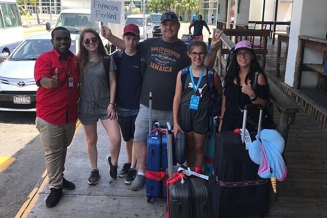 Grand Palladium Jamaica - Lady Hamilton Airport Transfer MBJ *** - The Benefits of Private Airport Transfers