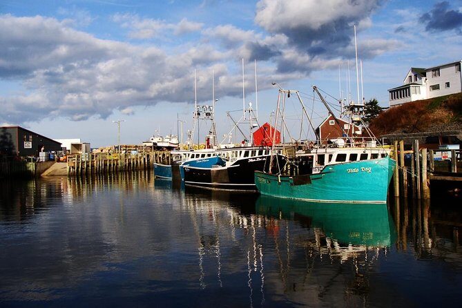 Grand Pre/Bay of Fundy / Hall's Harbour - The Experience Confirmed by Reviews