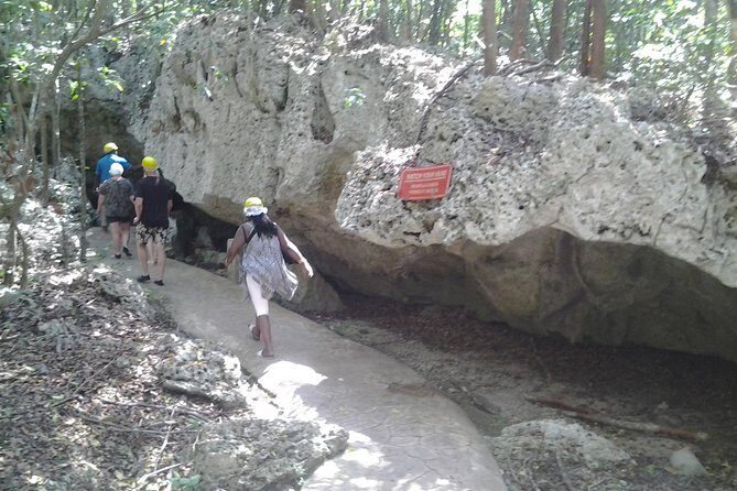 Green grotto cave tour - Practical Details