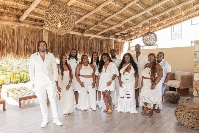 Group Photoshoot at Your Villa or the Beach in Tulum - Meeting Point and Logistics