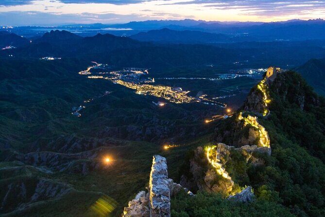 Gubei Water Town and Simatai Great Wall with Transfer - The Rugged and Preserved Simatai Great Wall
