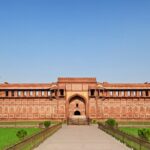 Guided Private Day Tour to Taj Mahal Agra - Discovering the Taj Mahal