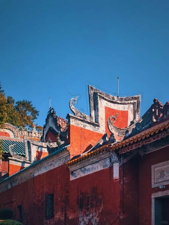 Guilin: Private Wen & Wu Temple Tour with Red Rock Village - Who Would Love This Tour?