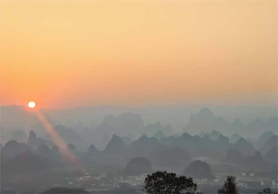 Guilin: Xianggong Hill, Li River Cruise and Show Tour - Water-Based Adventures: Cruise or Bamboo Rafting