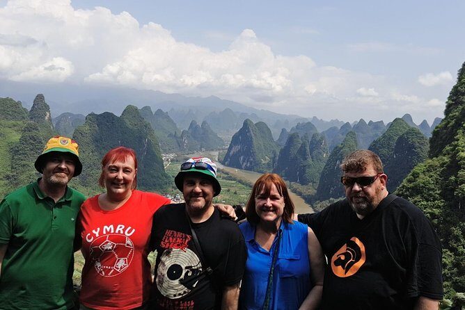 Guilin Yangshuo Day tour from Guangzhou by Round Way Bullet Train - Detailed Review of the Guilin Yangshuo Day Tour from Guangzhou