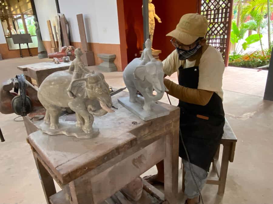 Half-Day Guided Visit: Silk Farm, Senteurs Angkor & Satcha - A Detailed Look at the Itinerary