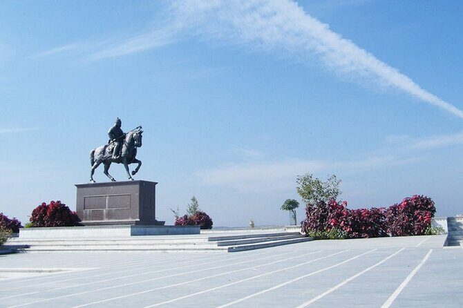 Half Day Udaipur City Tour by Tuk Tuk or Car - Whats Included and Whats Not