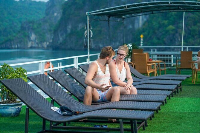 Halong Bay 2 Days 1 Night Budget Fantasea Cruise Adventure - Visiting Sung Sot Cave: A Highlight