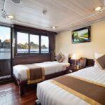 Halong Bay Overnight Cruise With Full Activities Kayak, Swim, Cave, and Meals... - Who Will Love This Cruise?