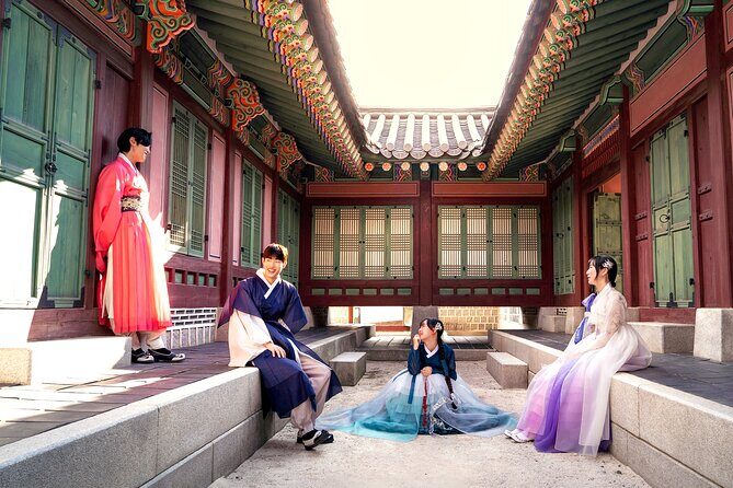 Hanbok Photoshoot in Gyeongbok Palace - Authentic, Well-Reviewed, and Highly Recommended