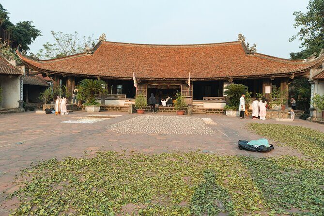 Hanoi: Duong Lam Ancient Village with Jeep, History & Daily Life - Practical Details and Tips