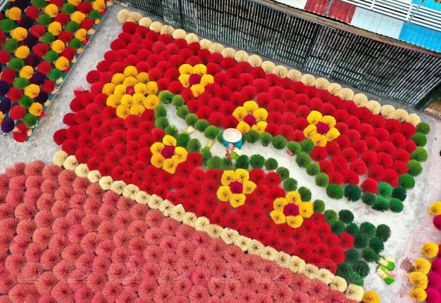 Hanoi Lotus Silk Village or Hat, Incense Village SMALL GROUP - The Itinerary and Timing