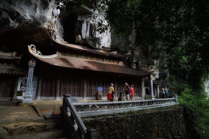Hanoi: Luxury Tour to Trang An, Bich Dong, Local Family, Mua Cave - What Travelers Say
