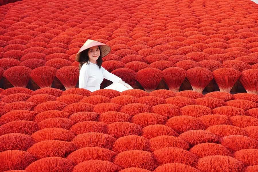 Hanoi Mother-of-Pearl Inlay Village or Hat & Incense Village - The Art of Mother-of-Pearl Inlay