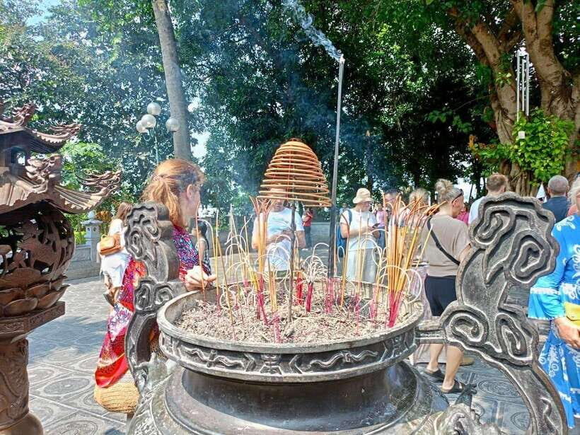 Hanoi Old Quarter City Tour With Professional Guide - Who Is This Tour Best For?