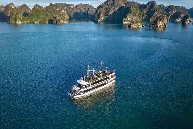 Hanoi to Ha Long Bay Best Cruise with Buffet Lunch and Limousine - Who Should Consider This Tour?