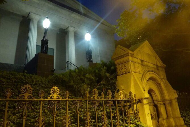 Haunted Benefit Street Walking Tour at Ghosts of Providence - The Itinerary: What You’ll Experience