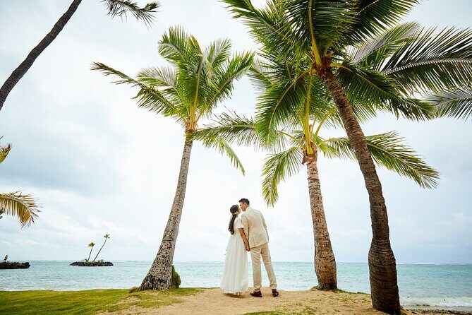 Hawaii Wedding Package - The Ceremony and Photography: Capturing Your Moment