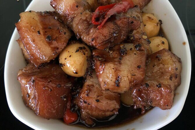 Hien's Kitchen-Vietnamese Homestyle Cooking Class and Market Tour - The Cooking and Dining Experience