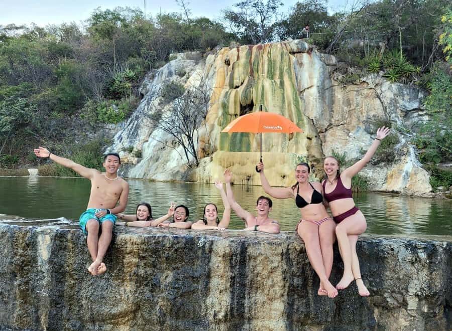 Hierve el Agua, Mitla, El Tule Tree, Rugs, Mezcal Distillery Tour - Teotitlán del Valle: A Cultural and Artistic Feast