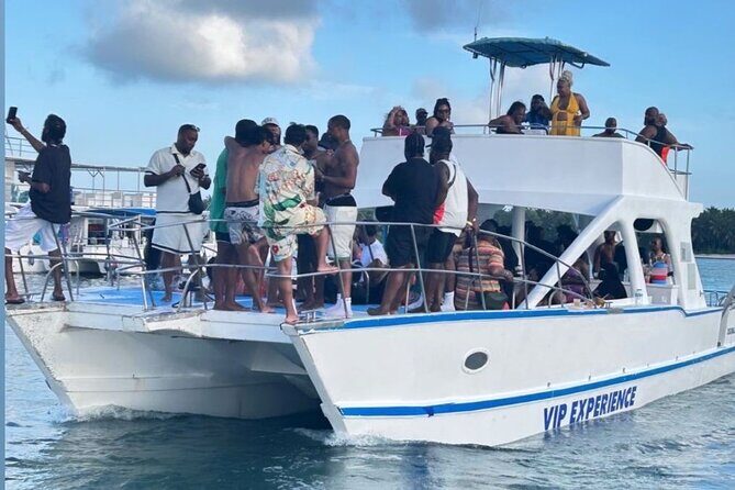 Hip Hop adult only Party Boat with Unlimited drinks and Sandbar - Why This Tour Offers Good Value