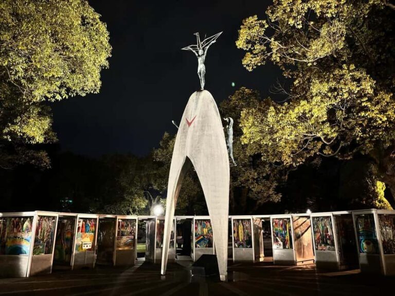 Hiroshima: History and Evening Walk - Who Should Consider This Tour?